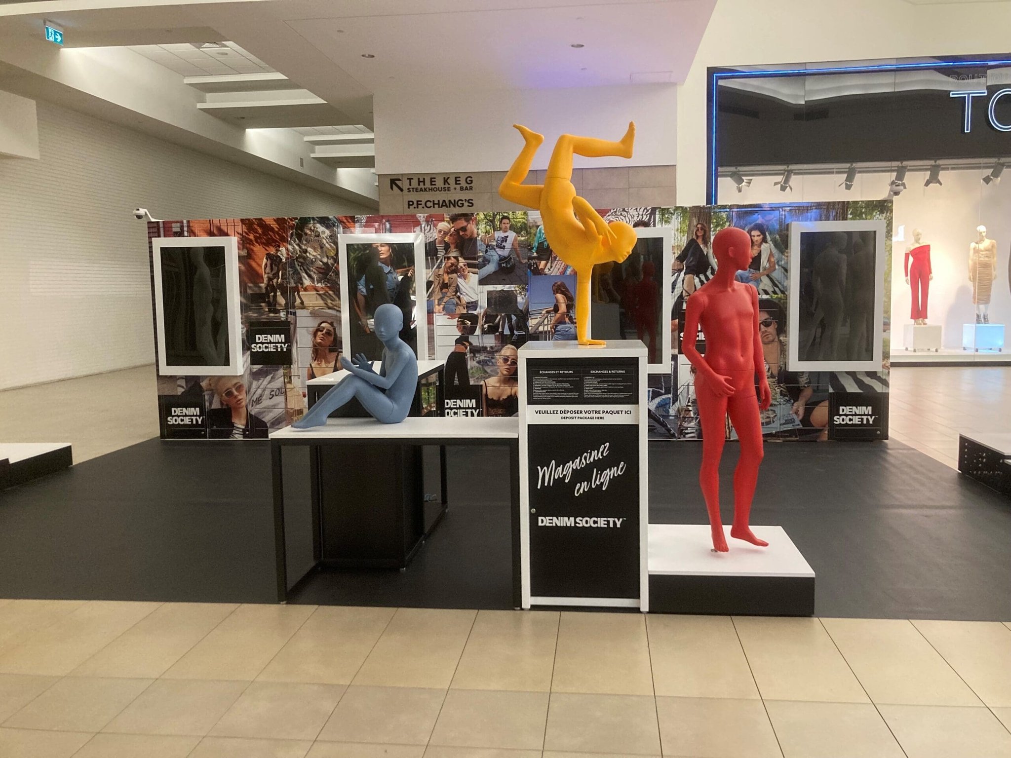 White Glove team installs self-serve parcel pick up kiosks for omni ...